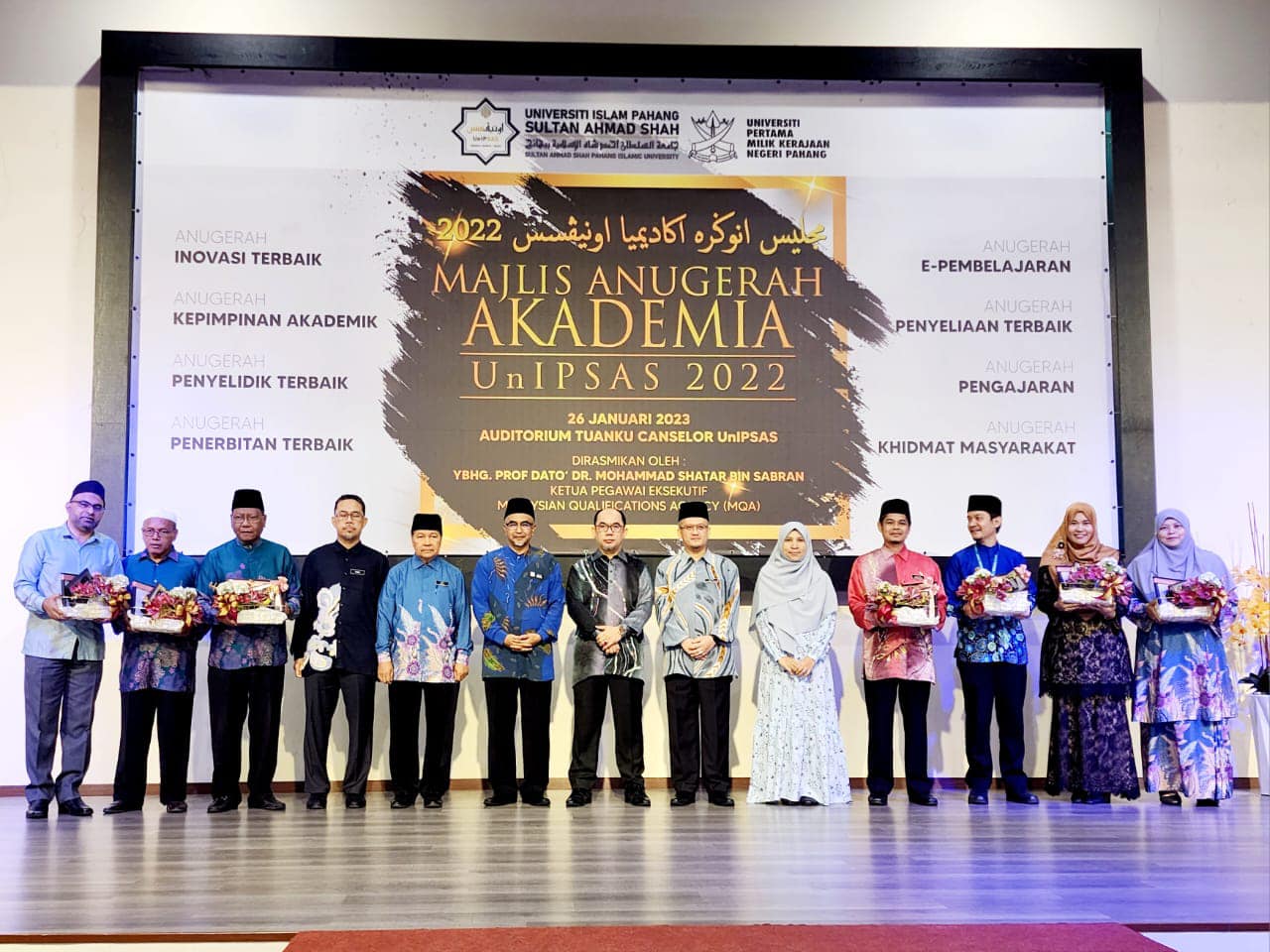 Ketua Pegawai Eksekutif MQA Rasmi Majlis Anugerah Akademia UnIPSAS 2022 ...